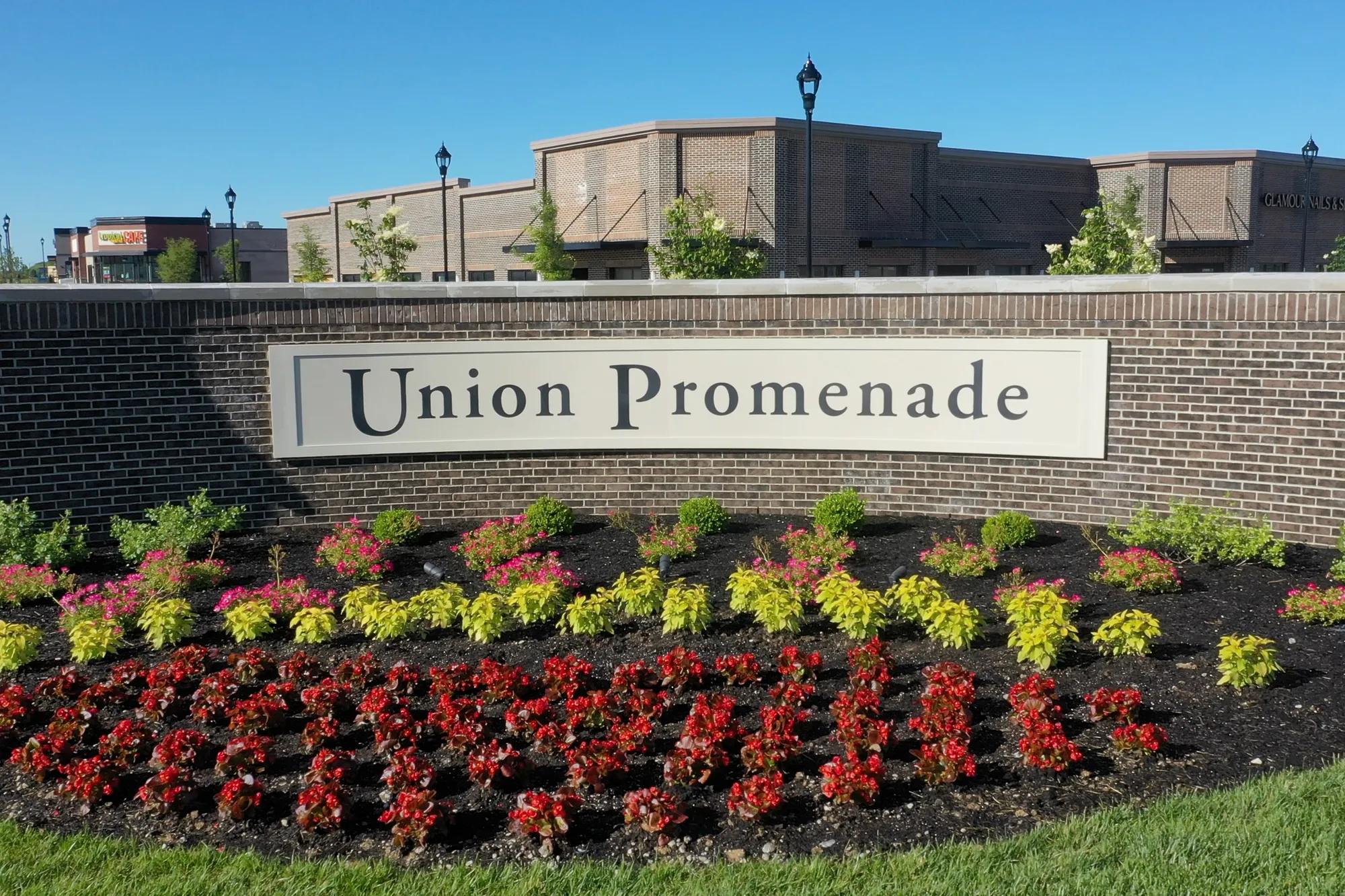 New Townhomes in Union, KY at Retreat at Union Promenade