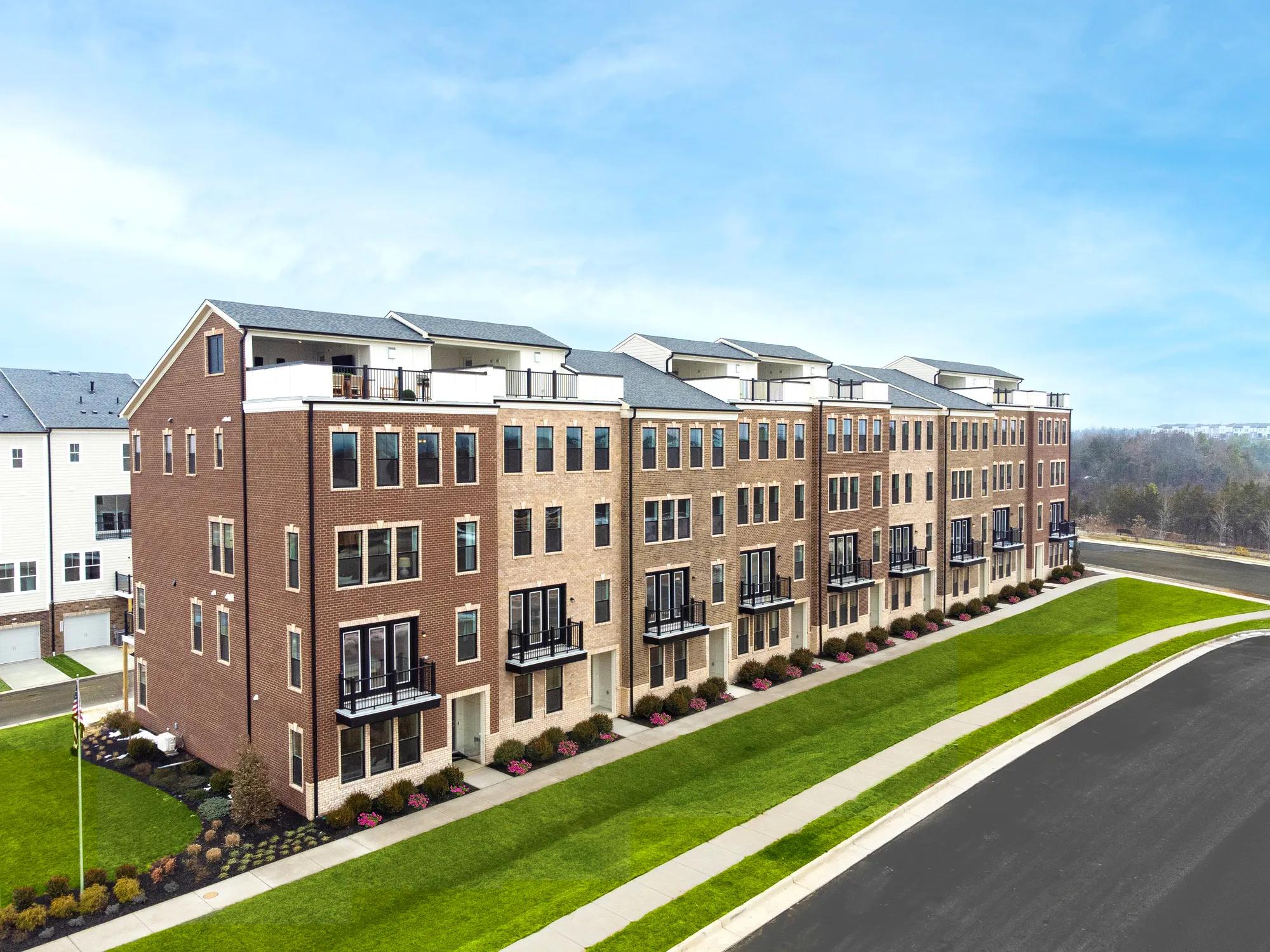 Townhome-Style Condos for Sale in Ashburn, VA | Goose Creek