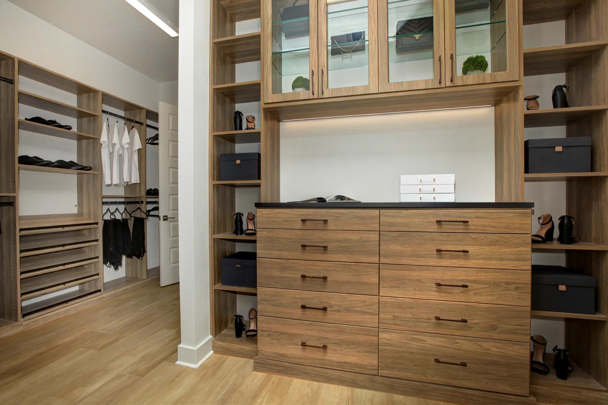 Premier Custom Home Floor Plans in Austin | The Lynmar II